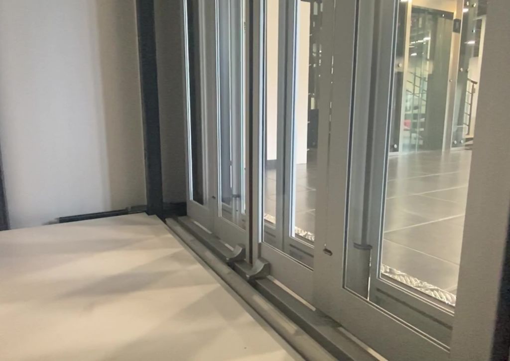 Our automatic lift doors : What are they used for ? - Slycma